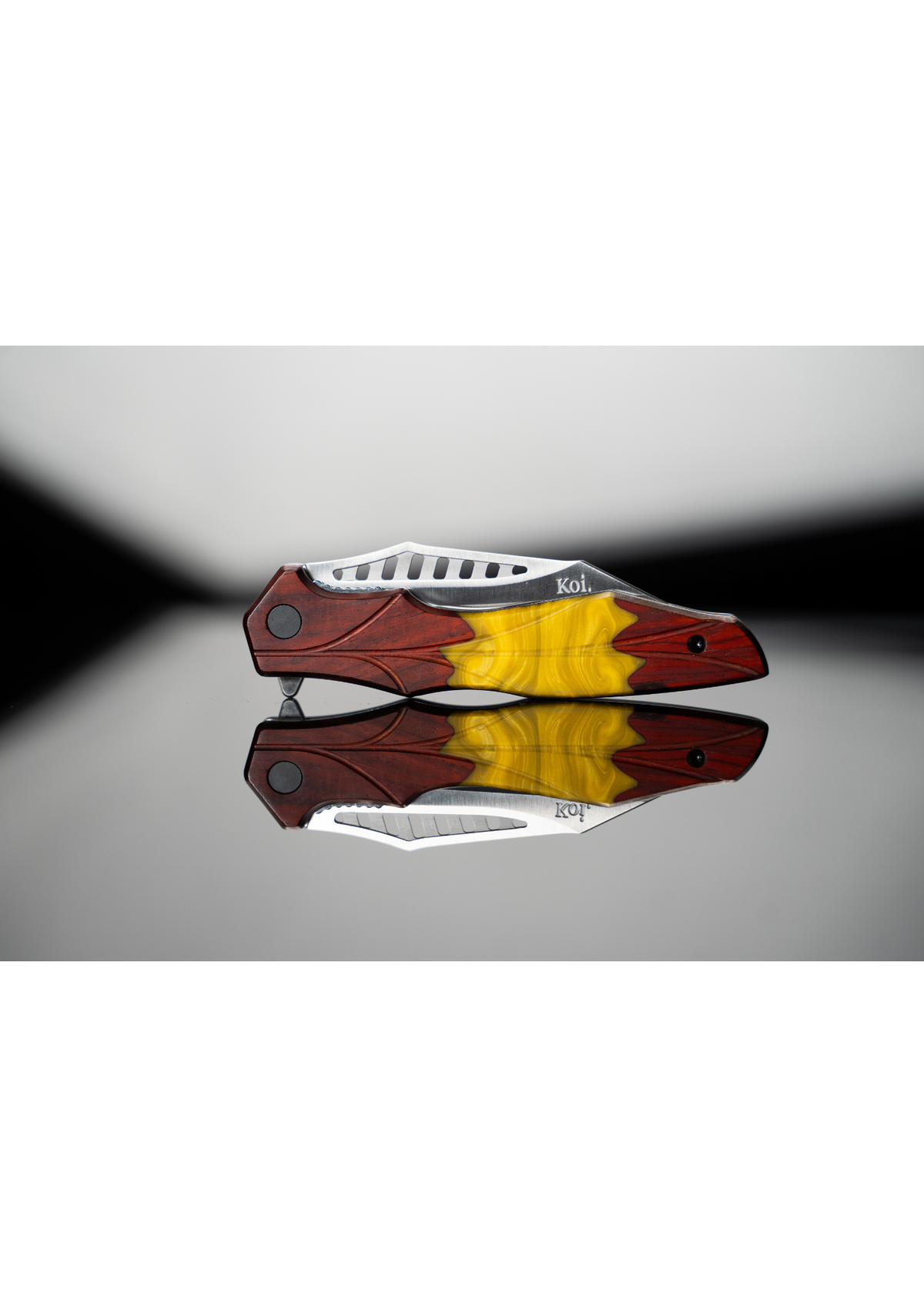 "Evan" | The Wedge Tailed Eagle EDC Pocket Knife – Koi Knives